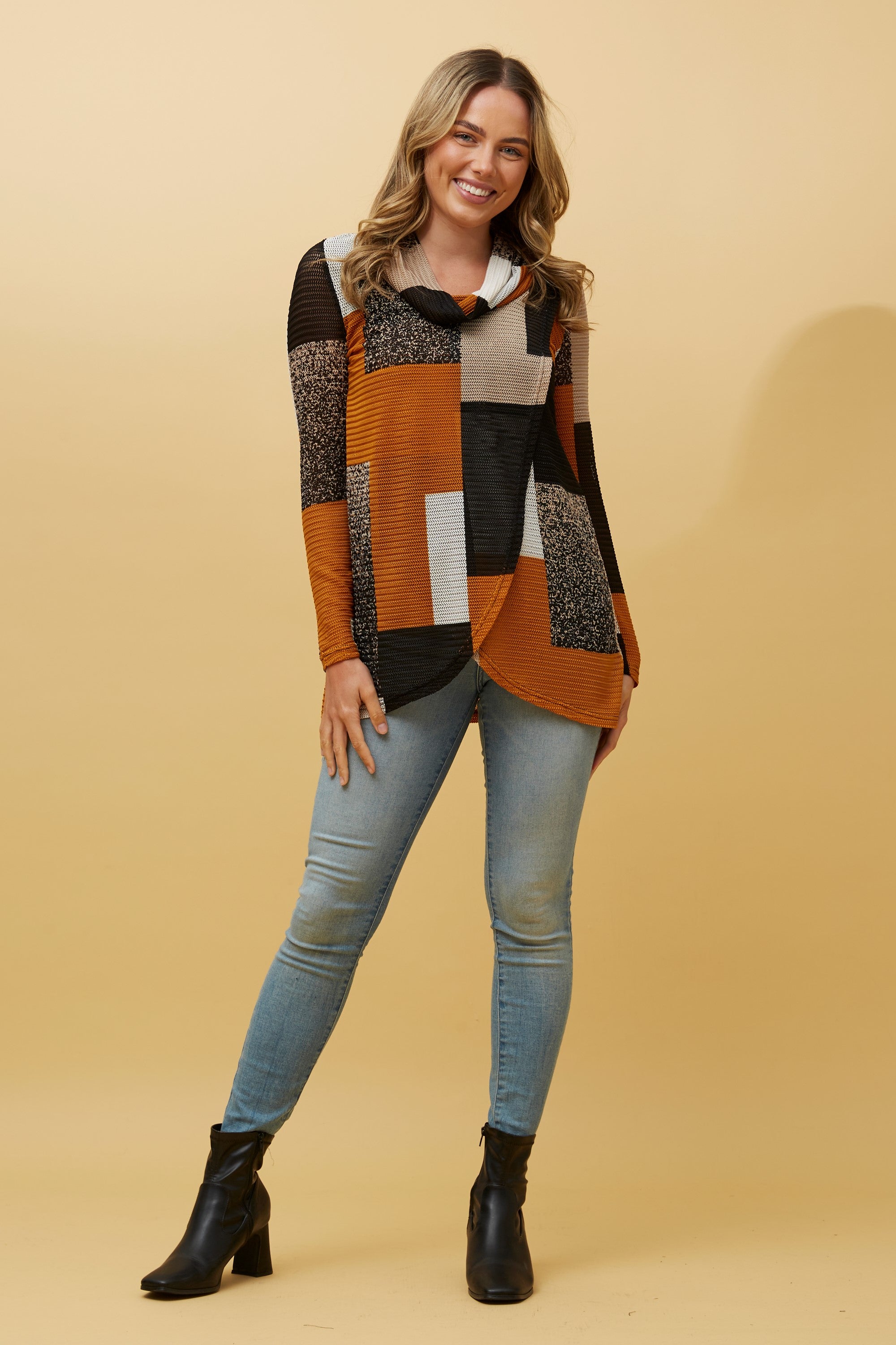 Emmi Fashion - Elegant Ladies Clothing & Accessories