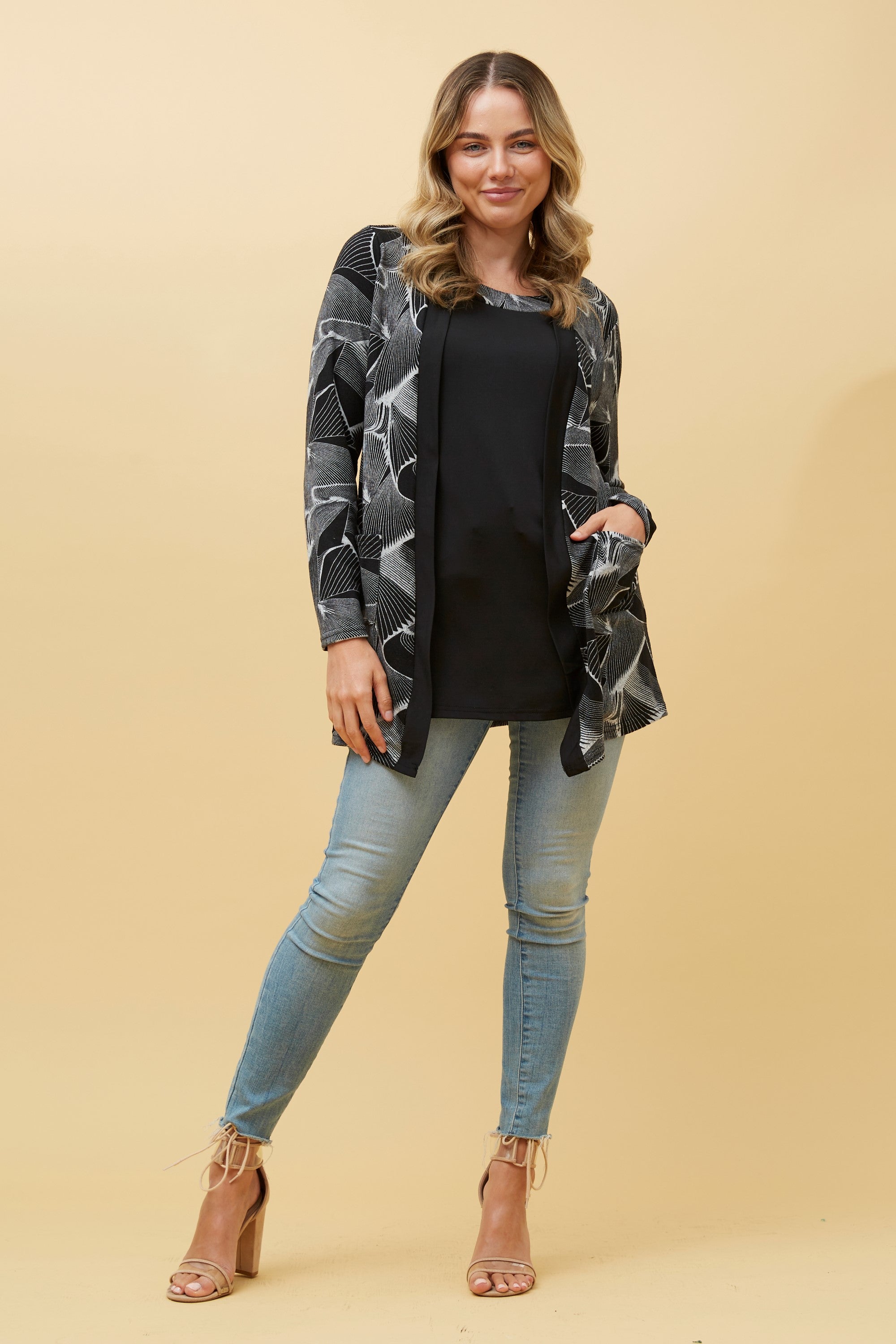 Tops – Emmi Fashion